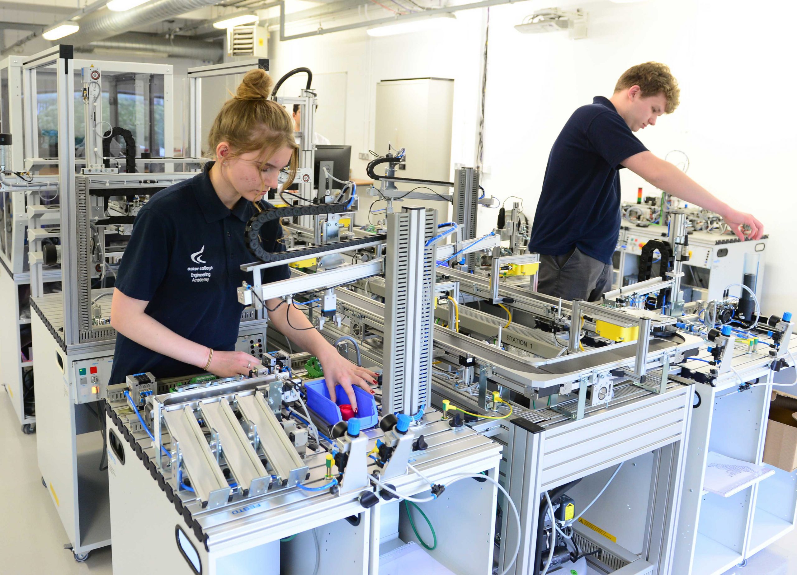 Engineering courses at DCG - DCG