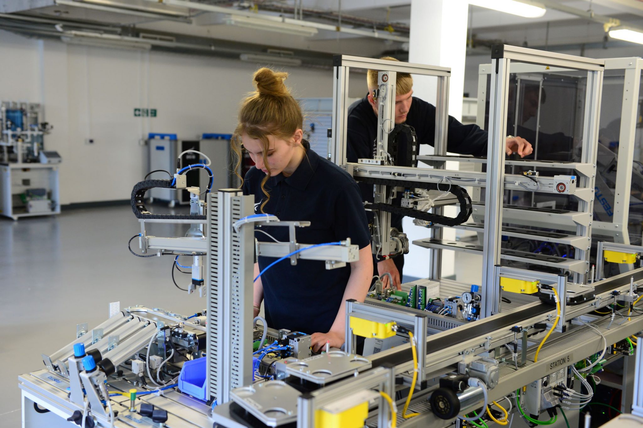 Derby College Group Unveils Mechatronics Laboratory - DCG