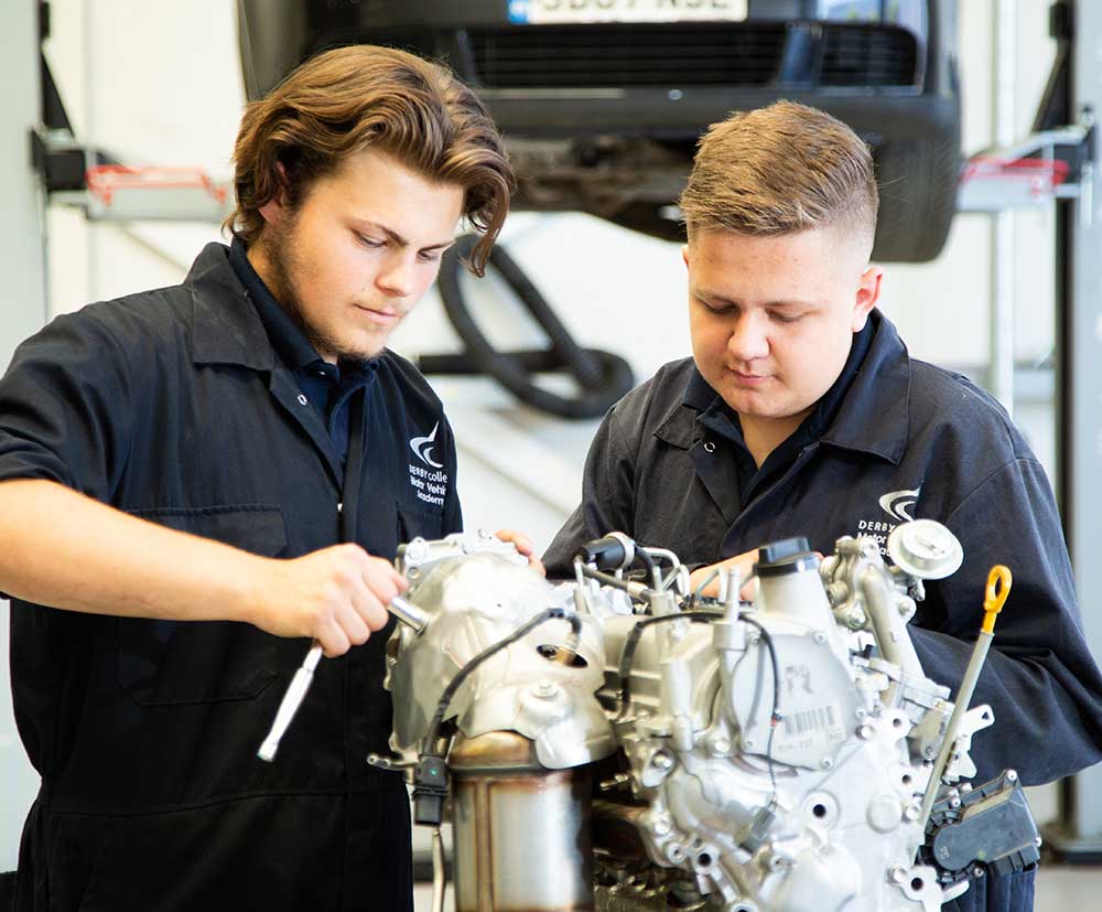 Automotive Technologies courses at DCG - DCG